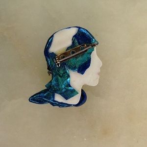 Vintage | Jewelry | Vintage Flapper Girl 2s Broochpin Retro | Poshmark